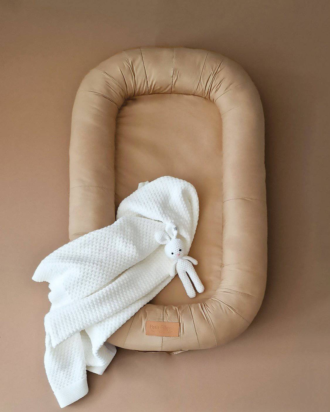 Baby Nest - Beige – Petit Filippe